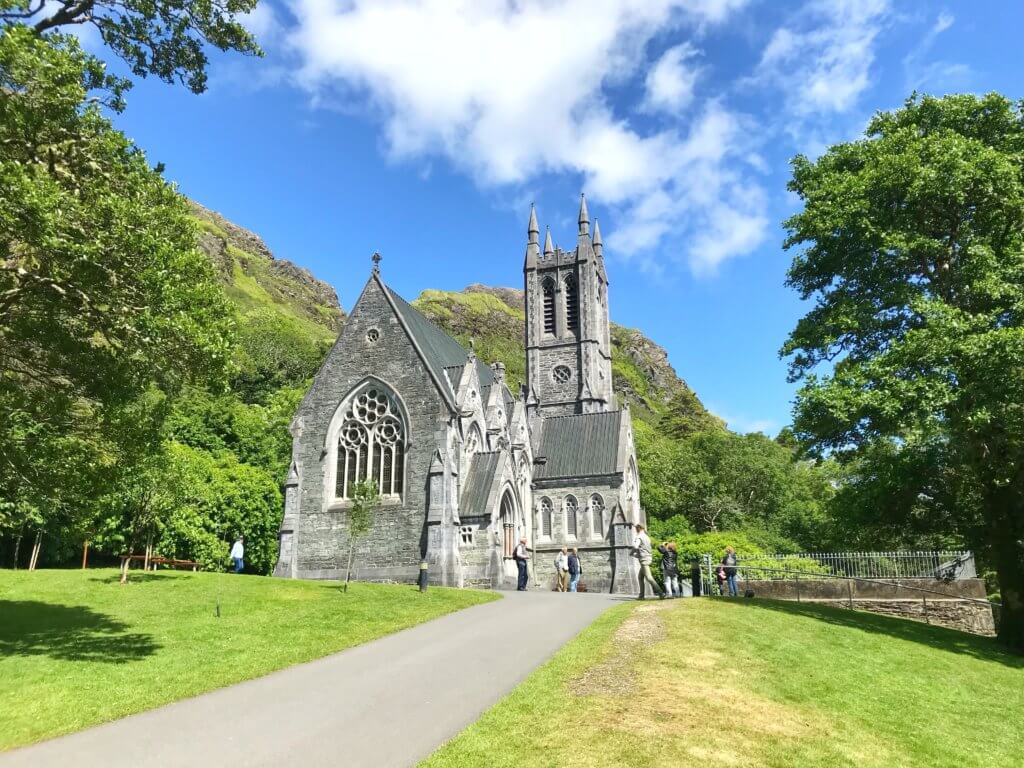 What to do on a day trip to Connemara from Galway - Hopping Feet