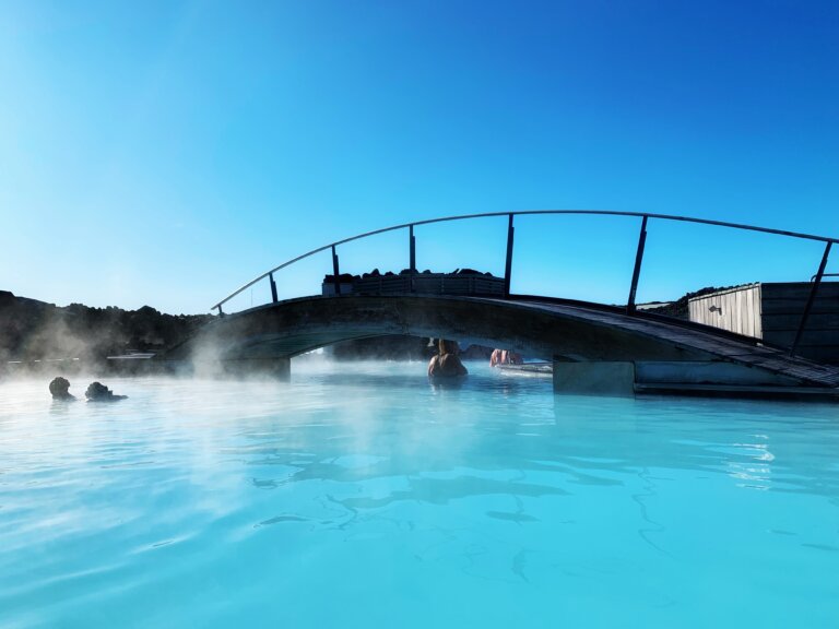 The perfect 10-day self-drive itinerary for Iceland - Hopping Feet